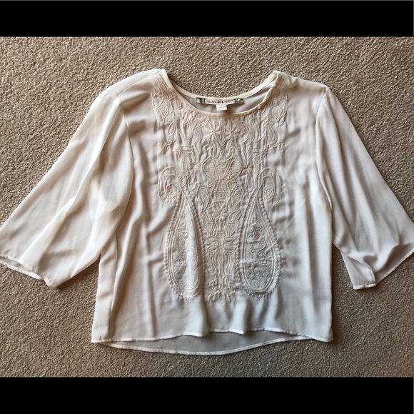 Chelsea & Violet | Tops | Chelsea Violet Ivory Off White Floral ...
